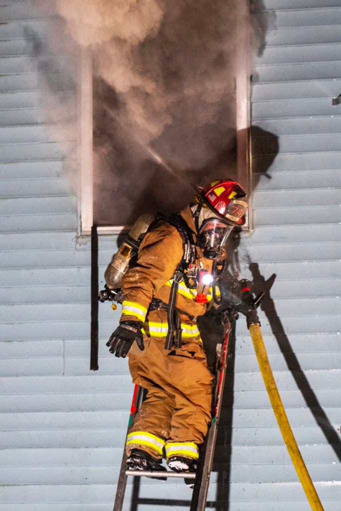 Christmas Eve fire displaces family in Webster - Concord Monitor