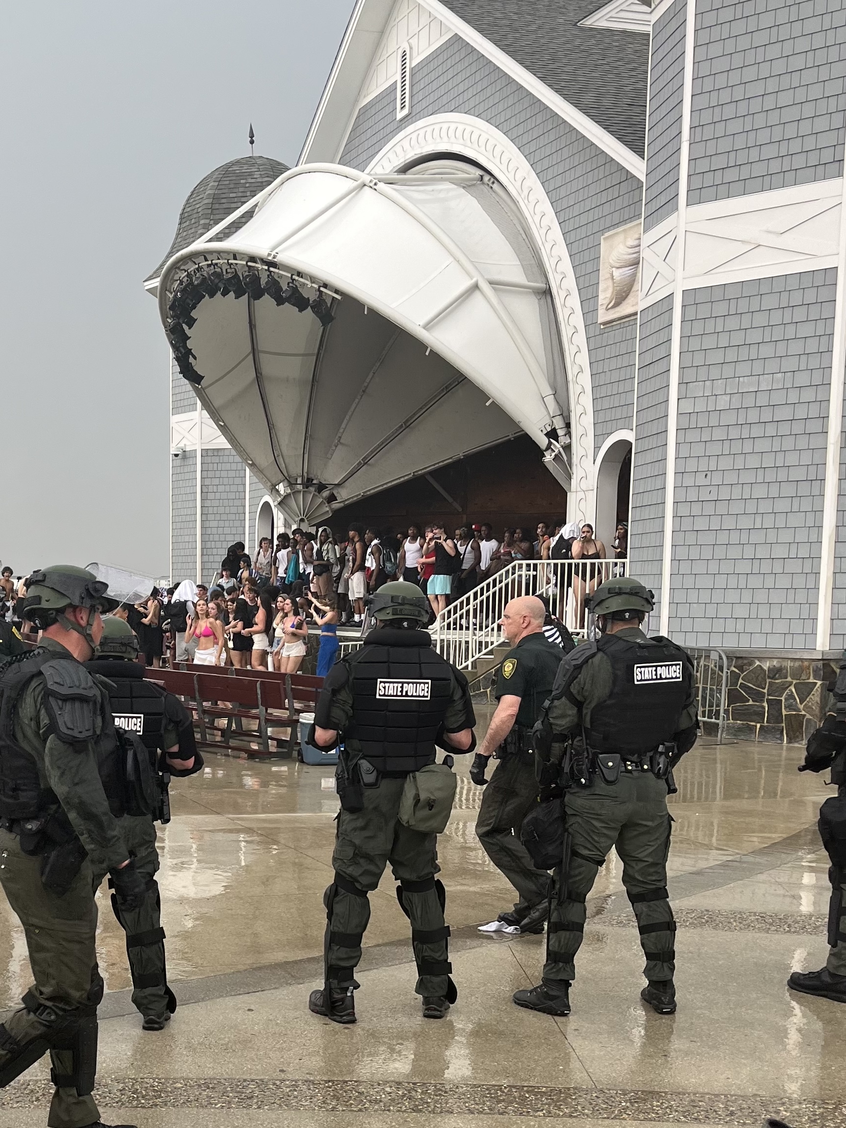 Unruly gathering results in 51 arrests at Hampton Beach - Concord Monitor